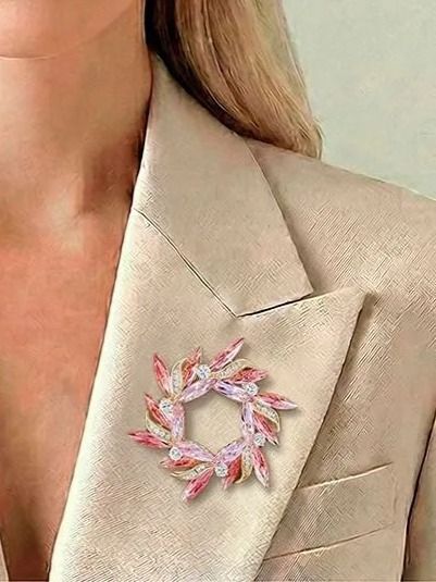 Брошь Fiore Luna, кристалл, стразы, хрусталь