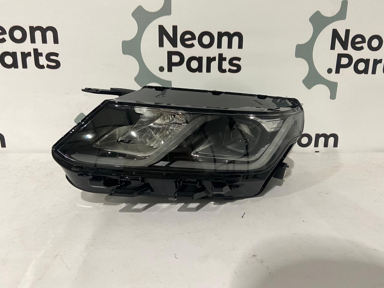 Фара левая с ДХО Geely Coolray SX11 2019-2024