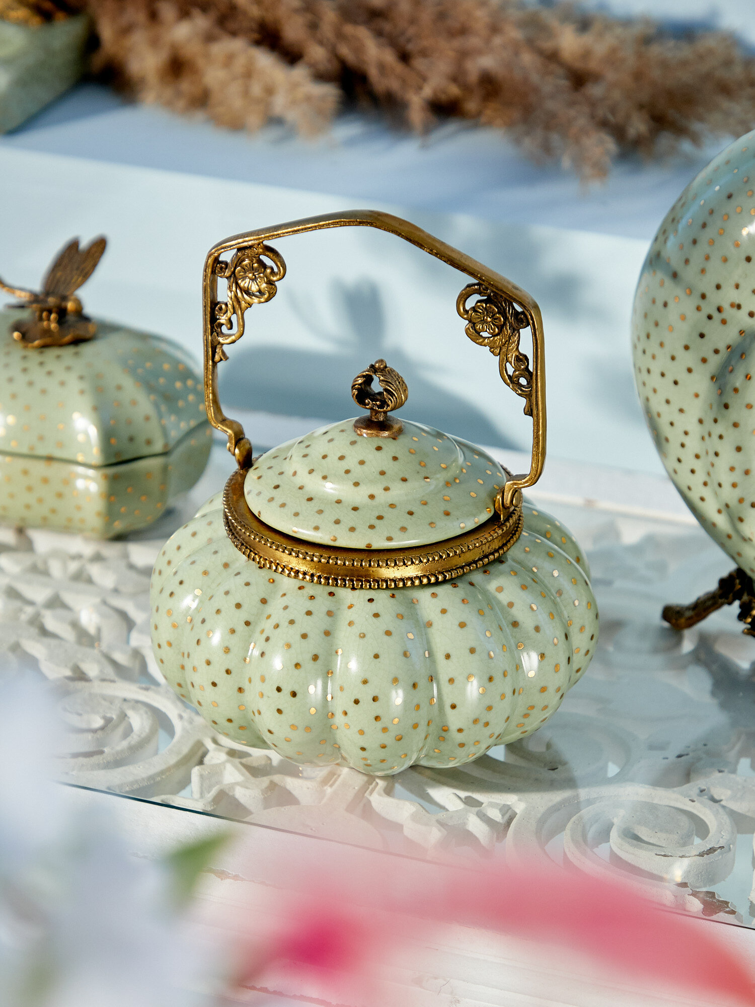 31G2243/J562C/HLG1921 Шкатулка с ручкой 17x17x21см, Фарфор, бронза, Glasar