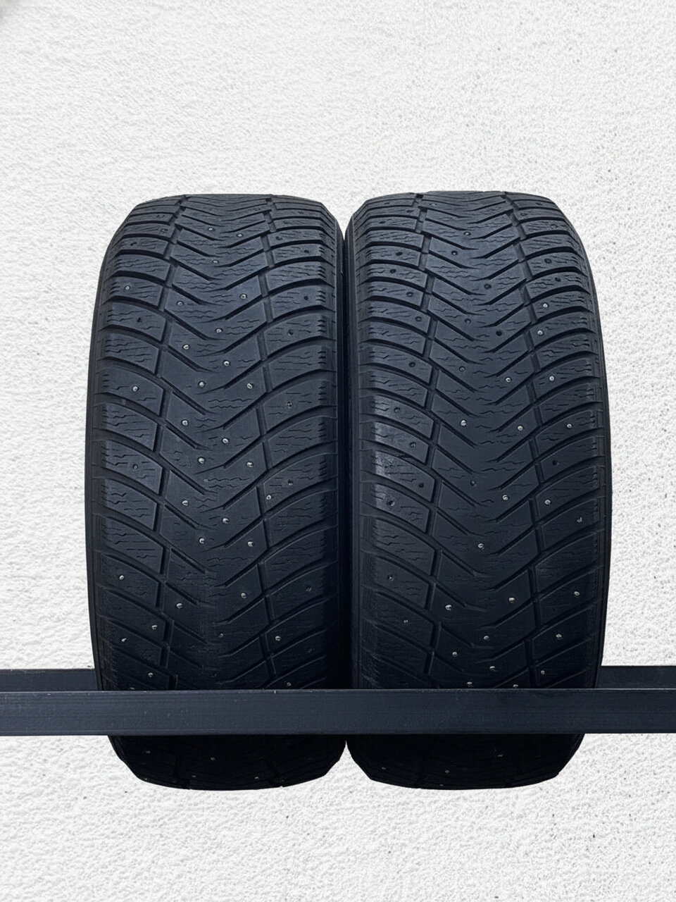 Зимние шины шипованные Yokohama Ice Guard IG65 245/50 R18 45% износ TSB049457