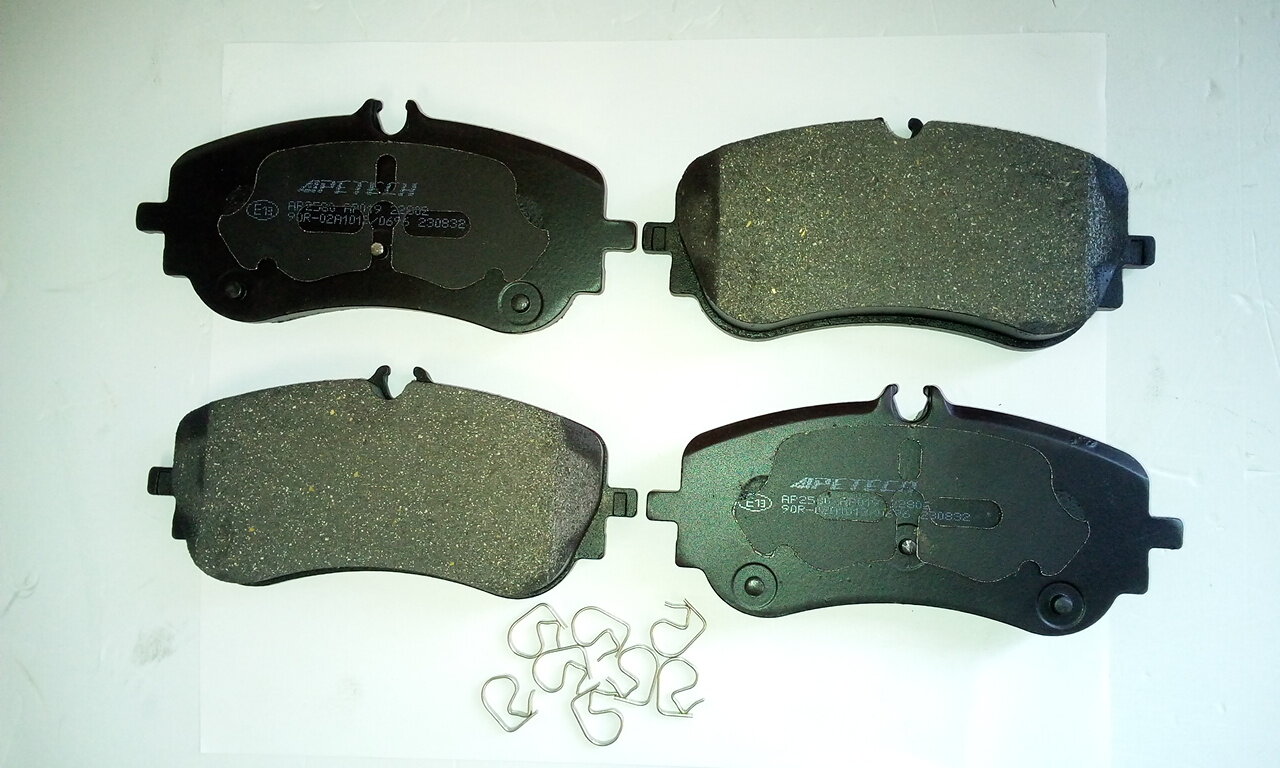 Колодки тормозные crafter - amarok - man tge 17 - 2h6698451 - 2n0698451 - p85172 - 09864248 APETECH AP2580
