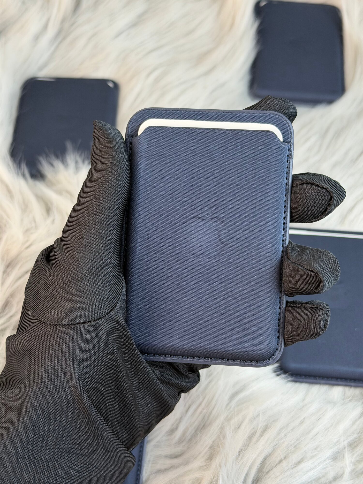 Чехол картхолдер Apple FineWoven Wallet - Navy с Локатором MGH94ZM/A Без коробки (Original)