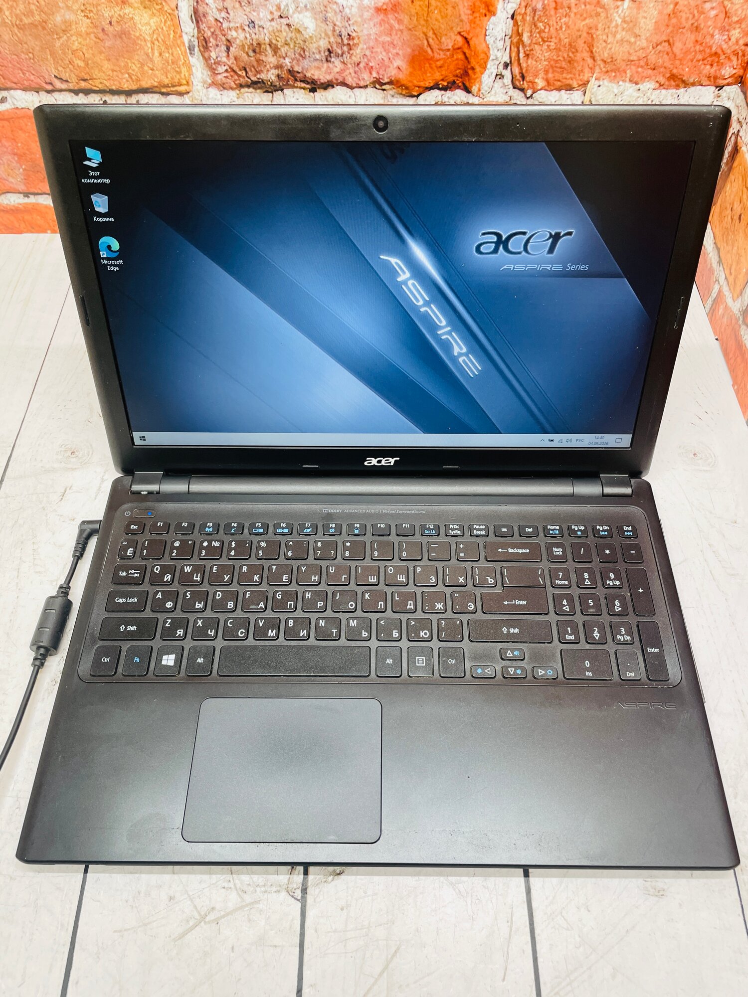 Игровой ноутбук 15,6, Acer V5-571, Intel Core i3 3217u, 4 Gb DDR3, 120 Gb SSD, GeForce GT620M