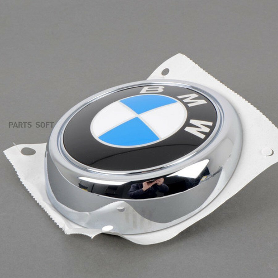 Эмблема ЗД BMW от официального дистрибьютора, BMW, артикул 51147196559