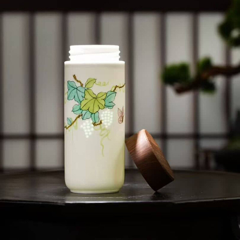 Элегантная термоскружка из Jingdezhen фарфора с цветочным узором и керамической внутренней вставкой с крышкой для