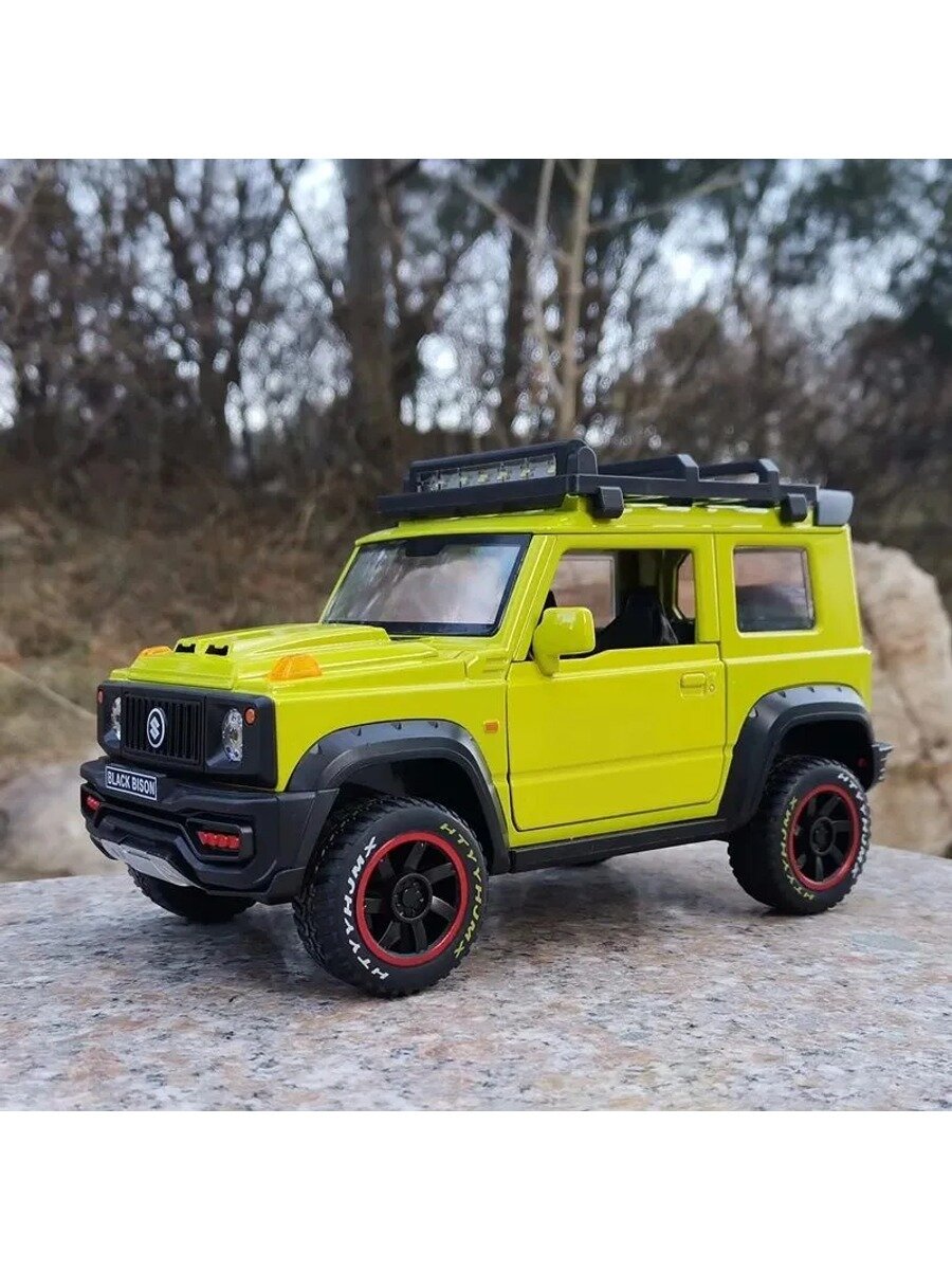 Модель машины 1:18 из сплава и пластика, с коробкой, со звуковыми и световыми эффектами