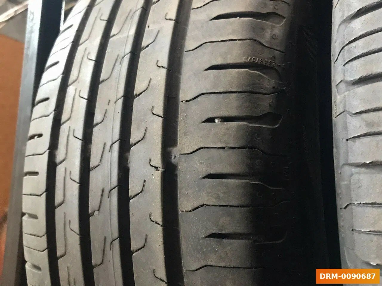 Комплект (4 шт) летних БУ шин Continental ContiEcoContact 5 215/55 R17 35% износ 2461400589