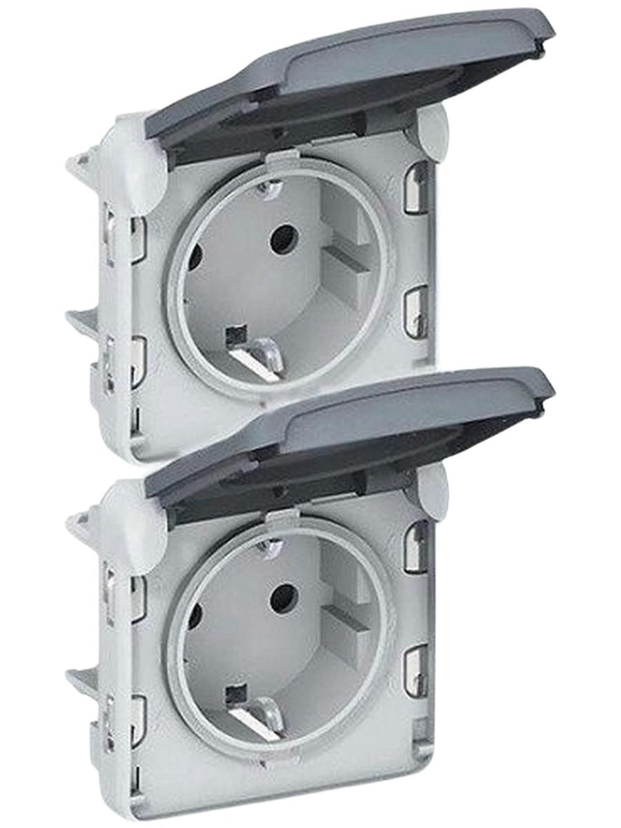 Розетка 2-ая с/з с крышкой Legrand Plexo 2К+З вертикальная 16А 250В IP55, артикул 069577