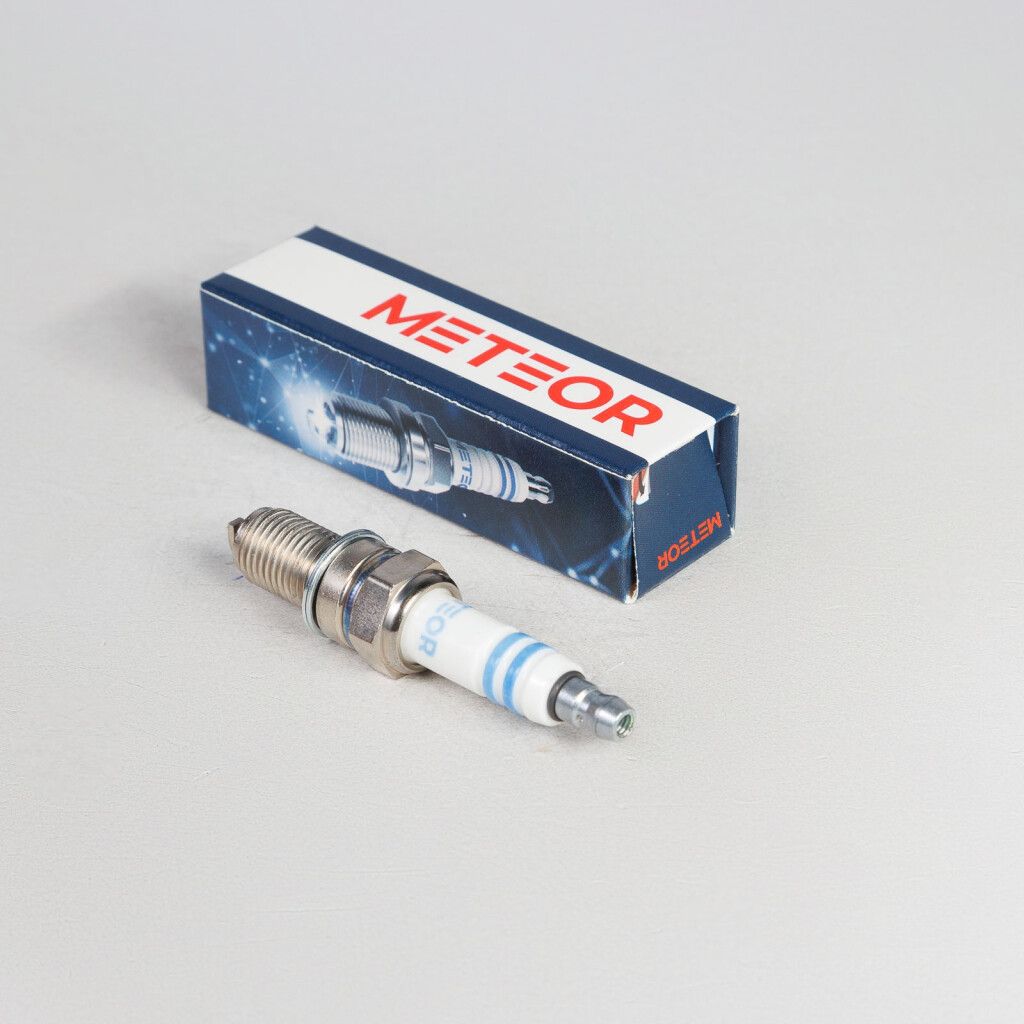 Свеча зажигания Meteor Blue Line SA 250 (YR6DES)