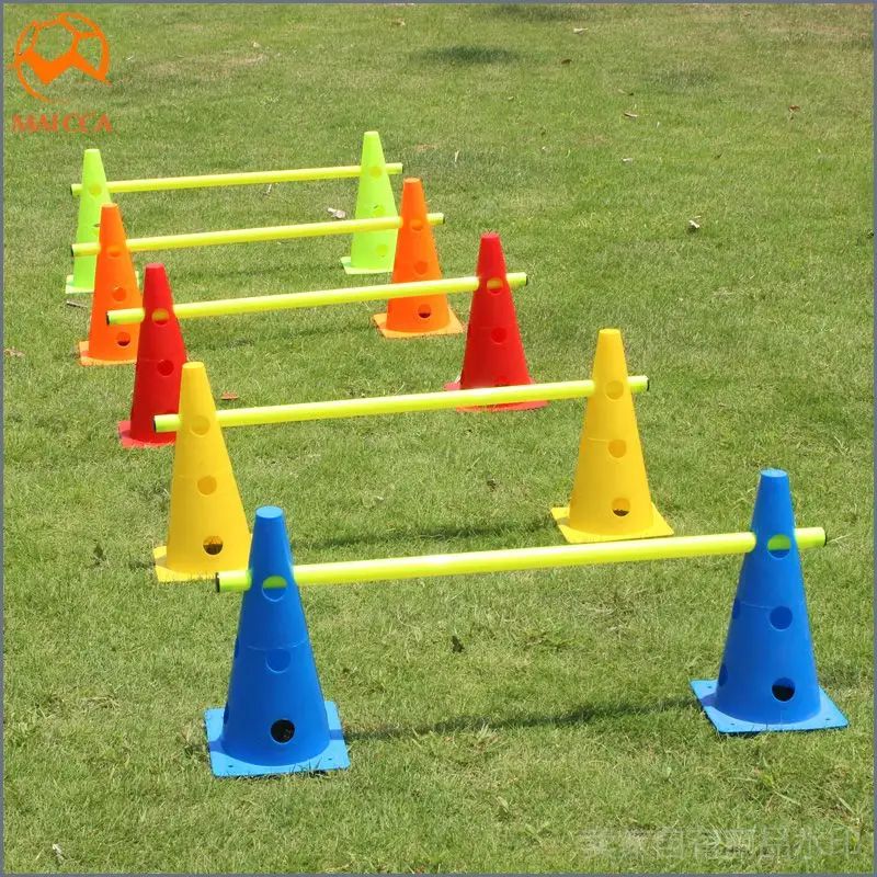 Набор препятствий для аджилити Trixie Dog Activity 10 конусов 30 см и 5 перекладин 100 см
