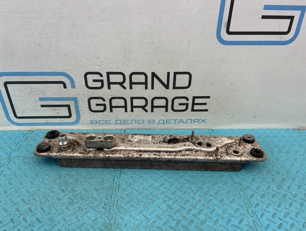 Теплообменник BMW X5 2008 E70 M57D30 3.0 OEM 17217553389