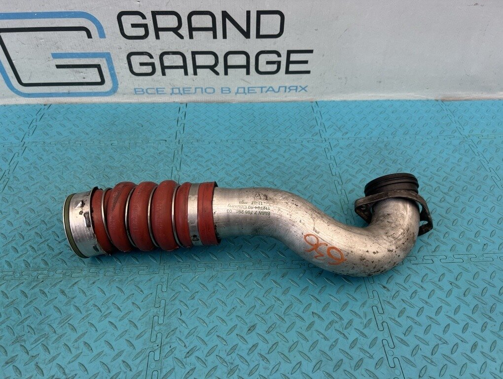 Патрубок интеркулера BMW X5 2008 E70 M57D30 3.0 OEM 11617796291