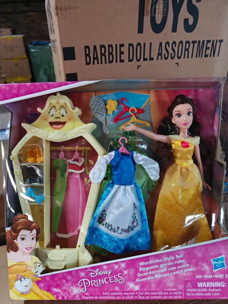 Игровой набор Шкаф принцессы Белль от Hasbro с гардеробом и одеждой, 28 см