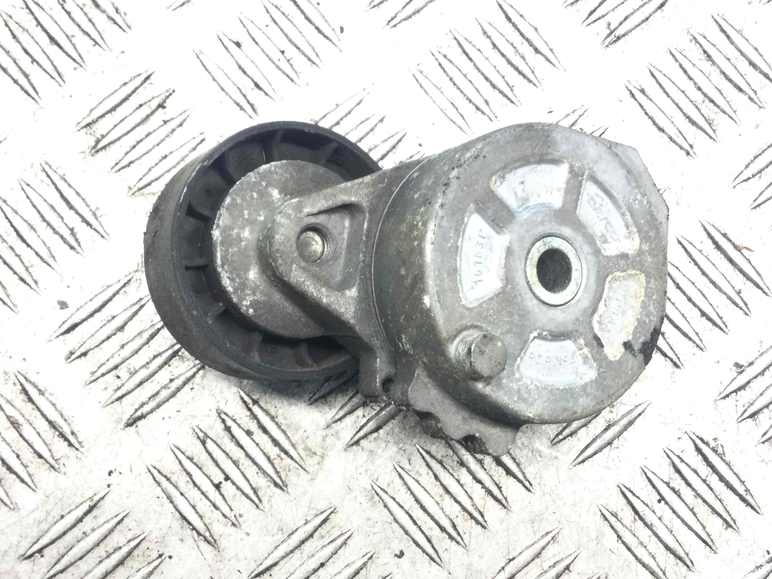 Б/У Натяжитель ремня генератора Land Rover Freelander 2 поколение (2006-2010) 2007 г.