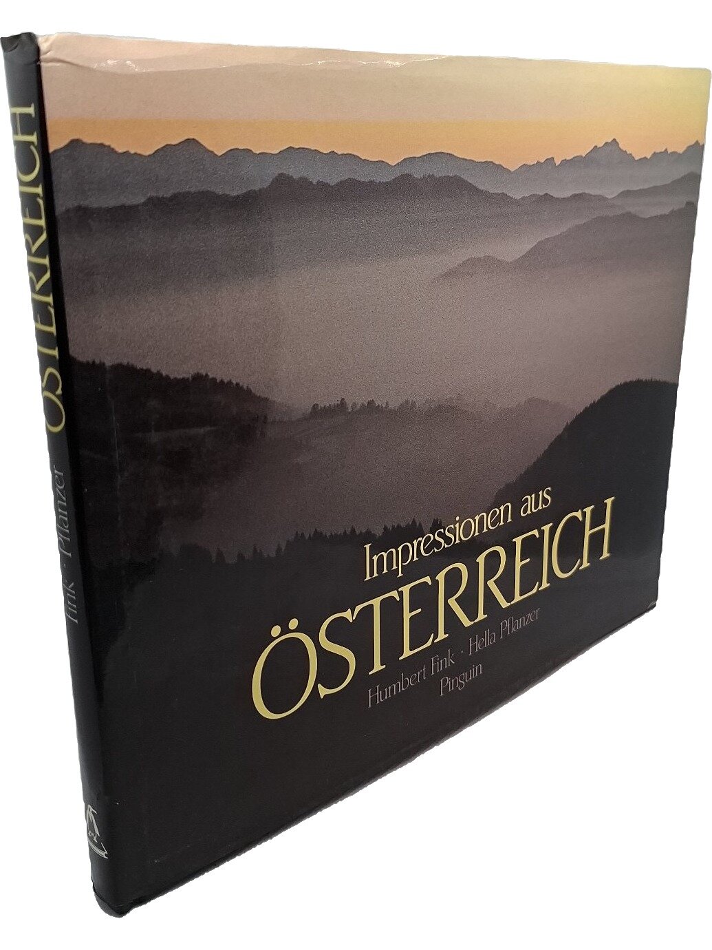 Impressionen aus Österreich. Финк Гумберт. Pinguin-Verlag. 1984. Твердый переплет, суперобложка. 123 стр