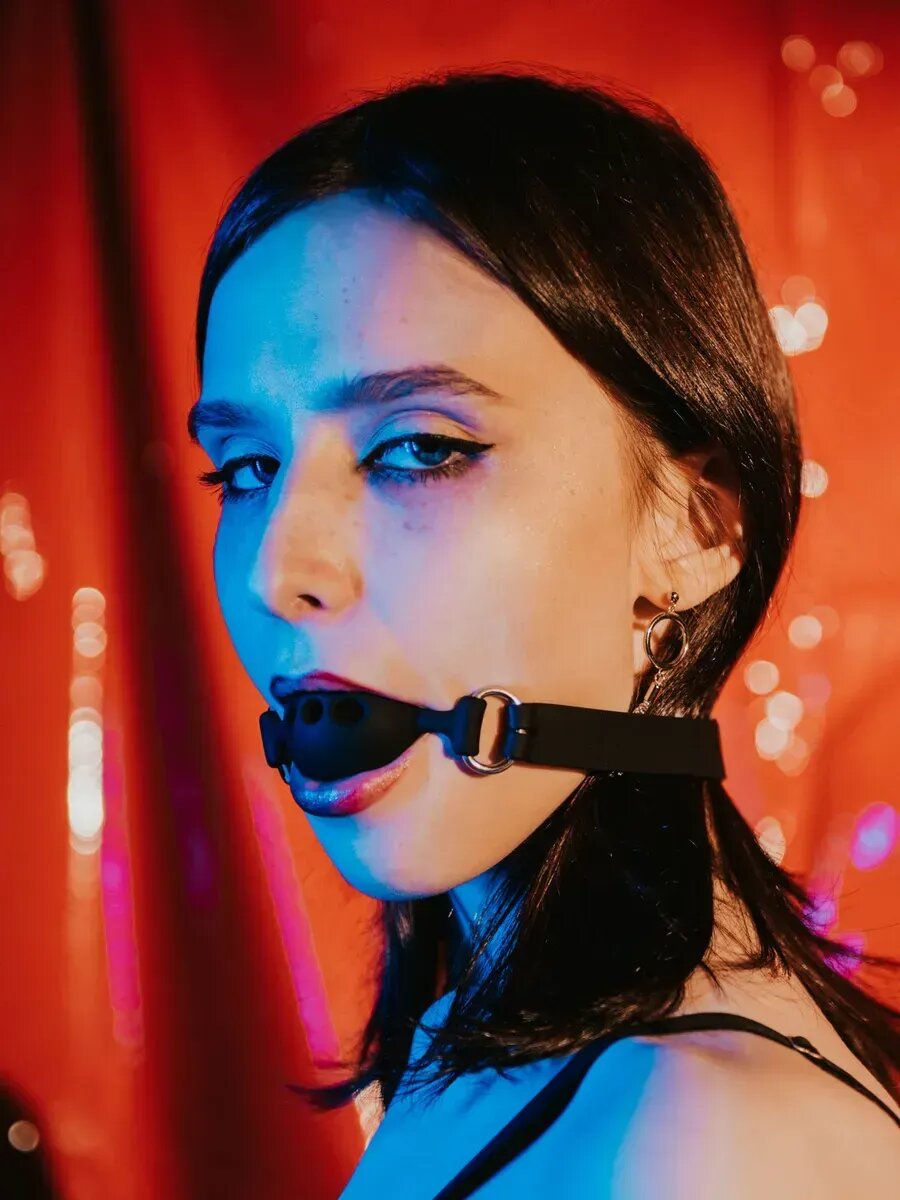 Кляп шарик BDSM 4.5 см силиконовый для ролевых игр, чёрный