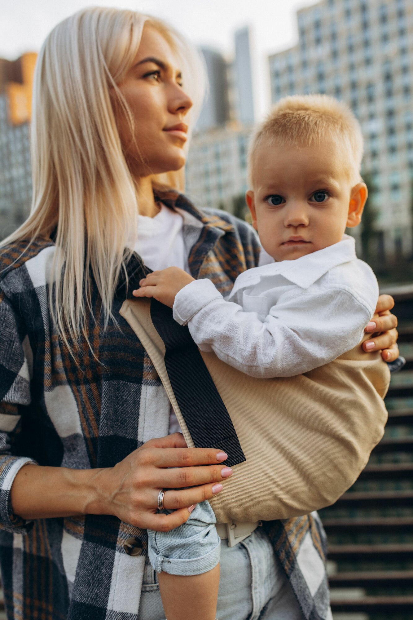 Детская переноска слинг Easy Bag , Бежевый цвет, ручная работа.