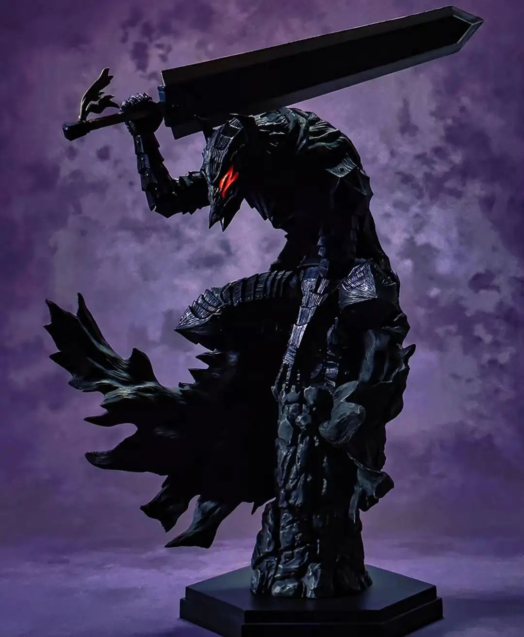 Фигурка Берсерк Гатс, Черный мечник / Berserk Guts armor, Black Soldier (23см)