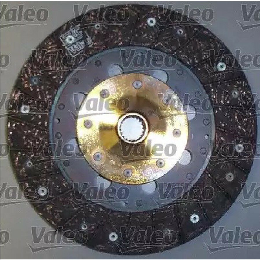 Комплект сцепления от официального дистрибьютора, VALEO, артикул 826403