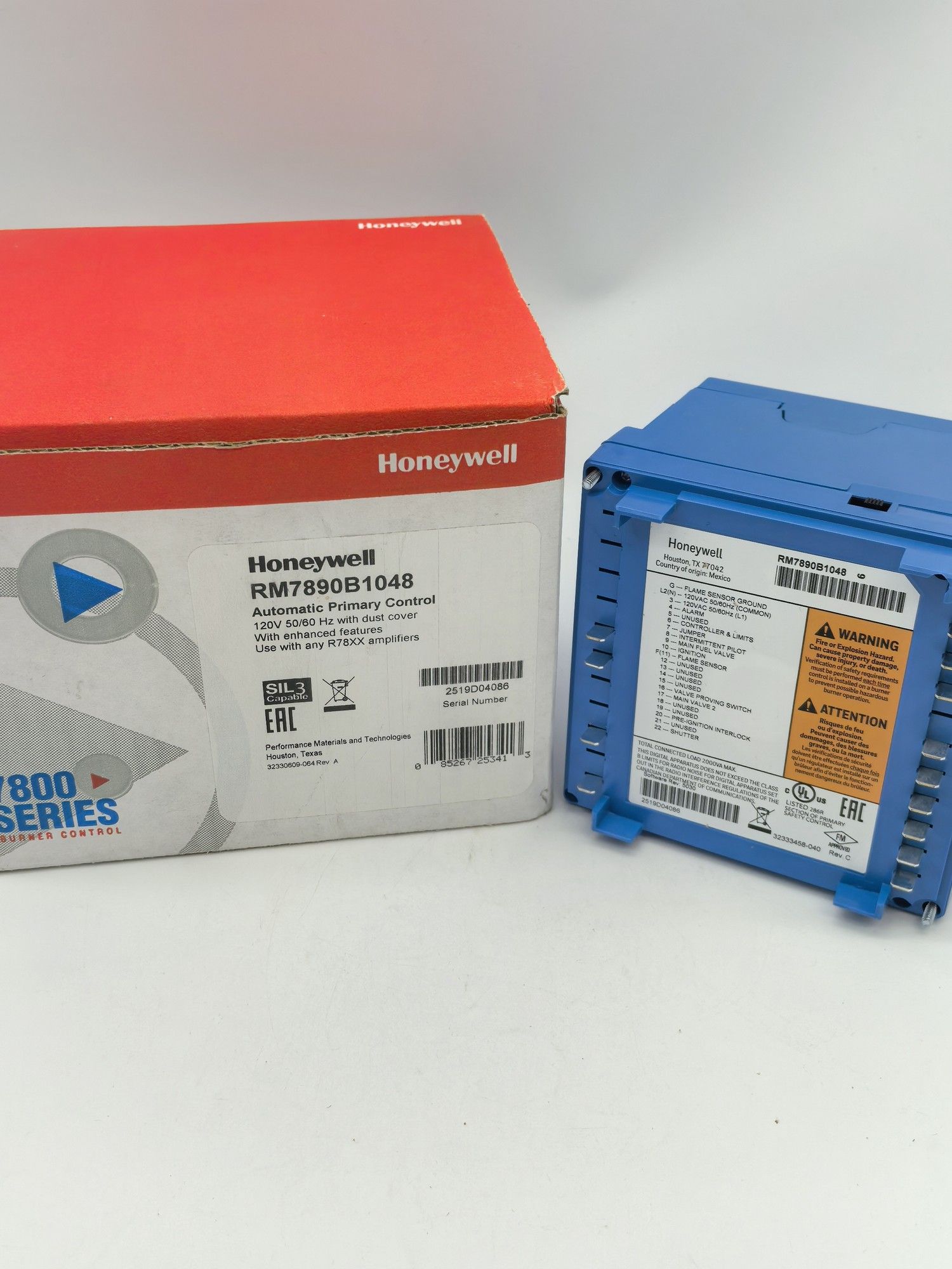 Микропроцессорный блок управления горением Honeywell RM7890B1048 для газовых горелок