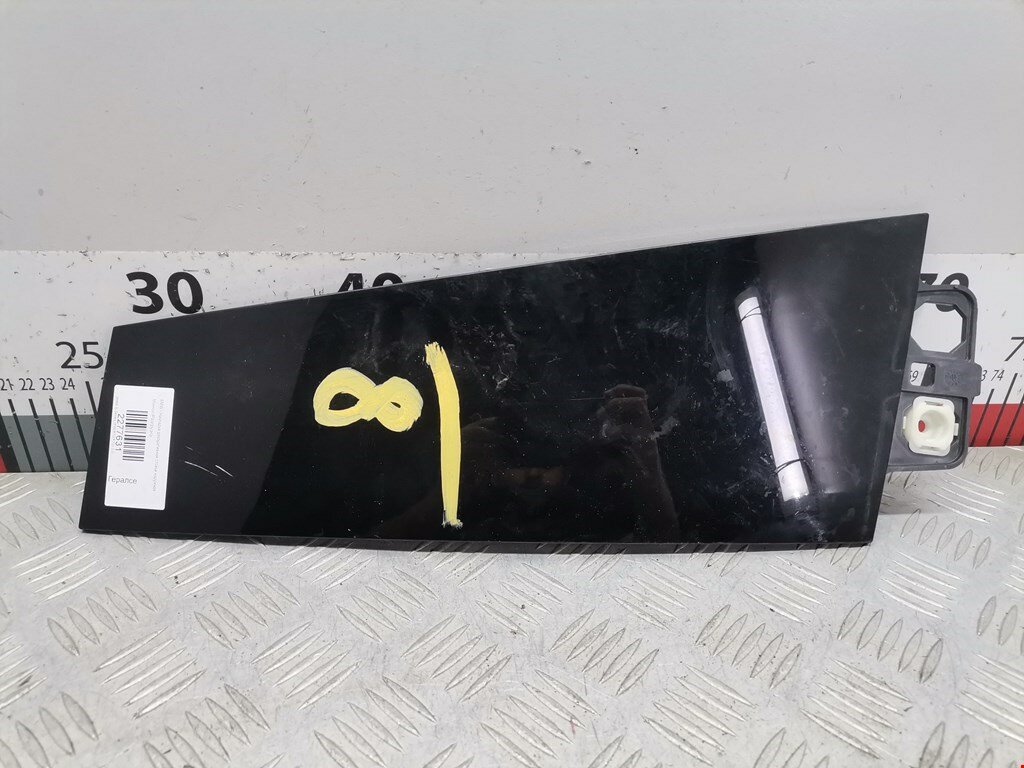 Накладка декоративная стойки наружная BMW 6-Series (F06/F12/F13) 51337275300 арт. 2277631