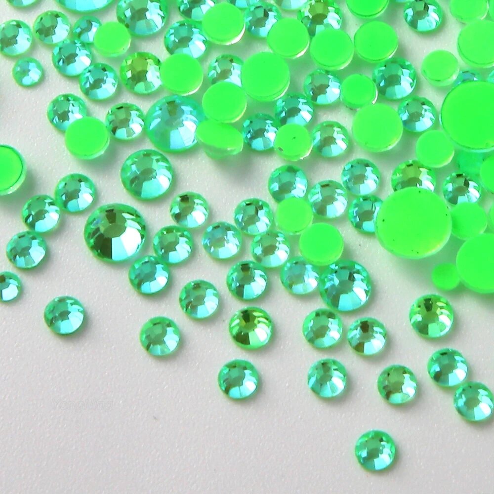 Неоновые стразы YONGNING Peridot AB