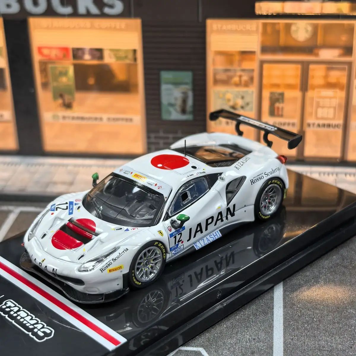 Коллекционная Машинка Tarmac Works TW 1/64 Ferrari 488 GT3 FIA GT Nations Cup 2018 T. Kondo/K. Seto Diecast Alloy Car Model Collection Gifts