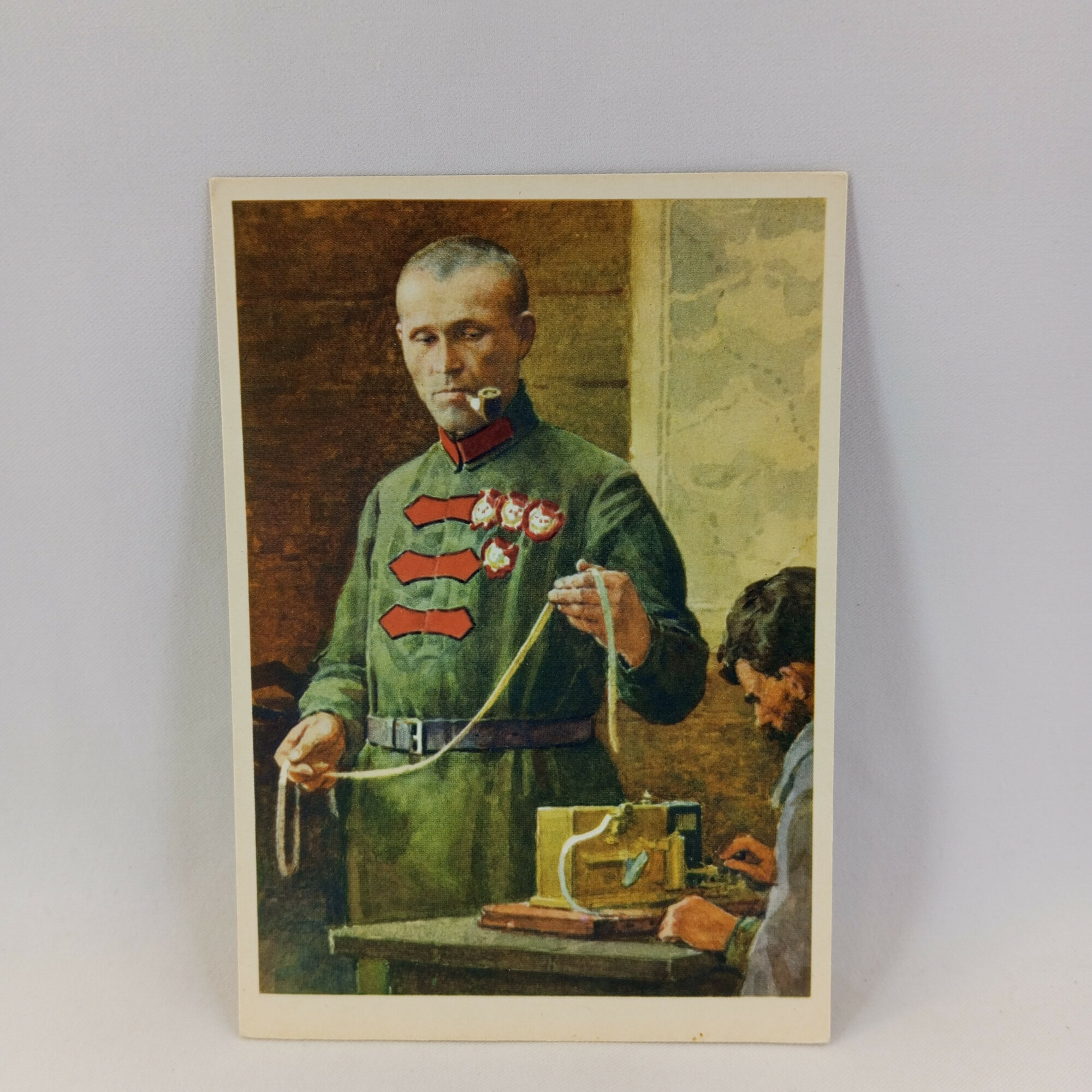 Открытка советская СССР. Портрет Степана Вострецова, военачальник за работой. Винтаж