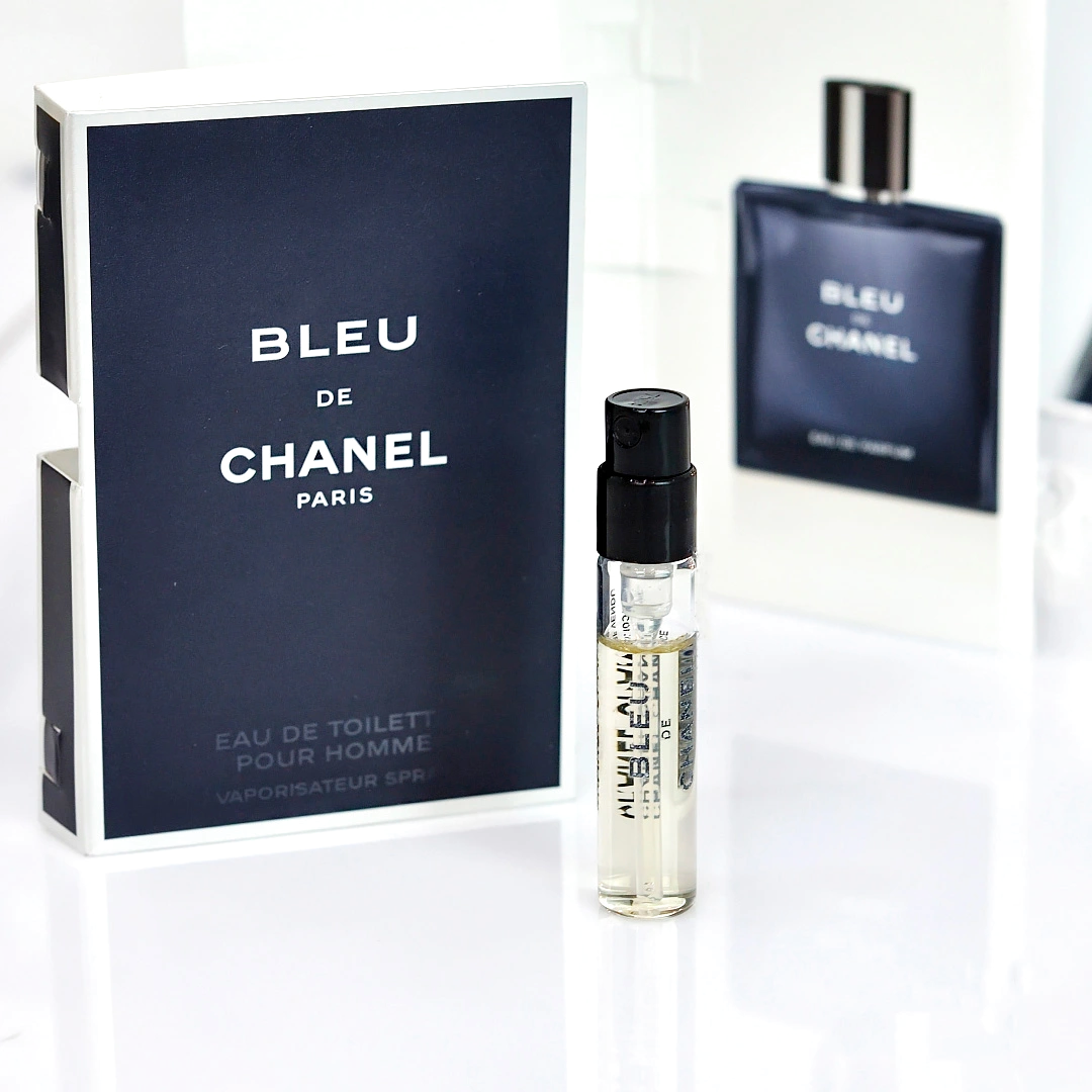 Туалетная вода Chanel Bleu De Chanel для мужчин 2 мл сэмпл - Шанель Блю Де Шанель миниатюра