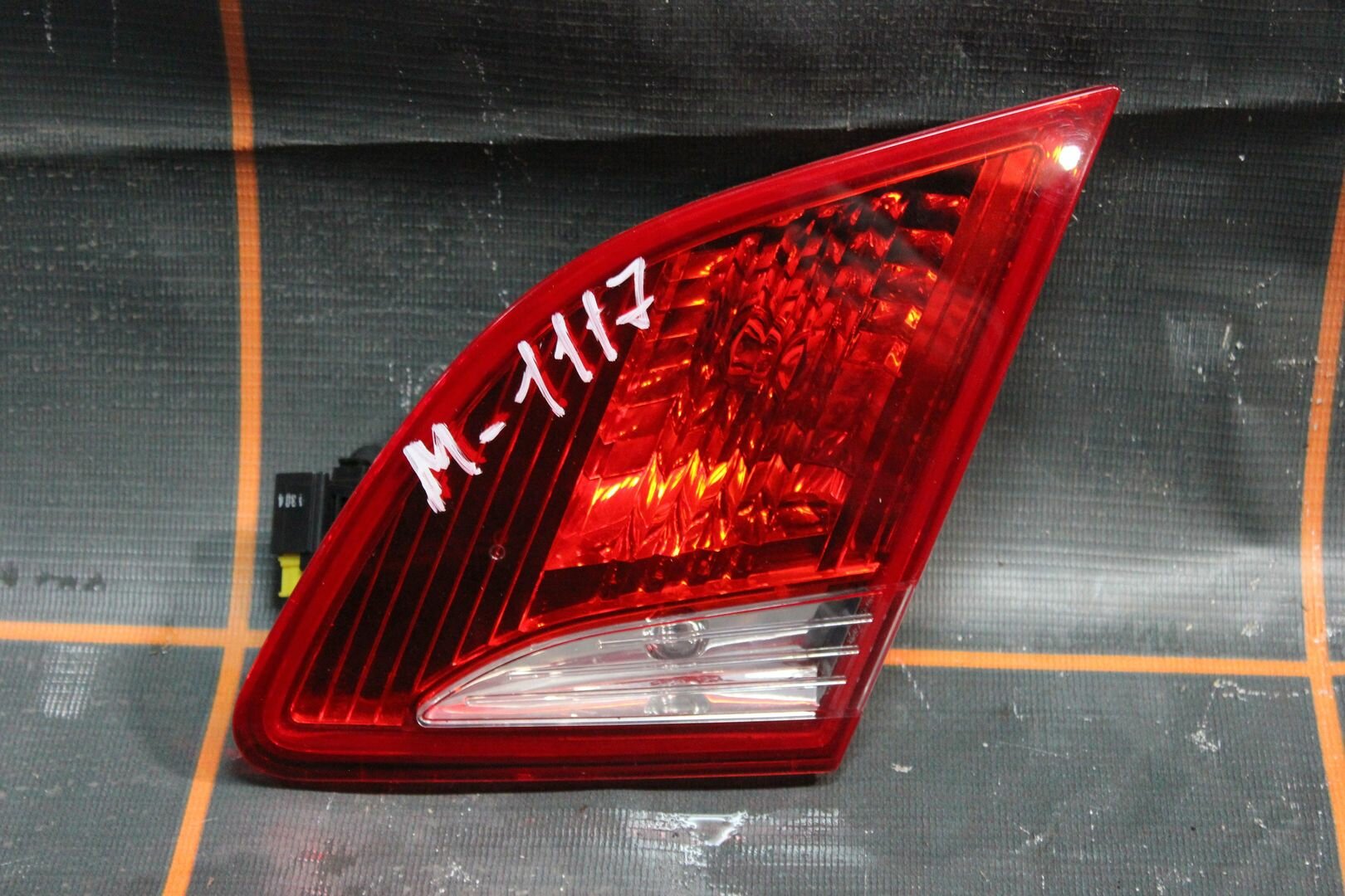 Фонарь задний правый внутренний для Peugeot 408 (2012-н.в.) 9678059780