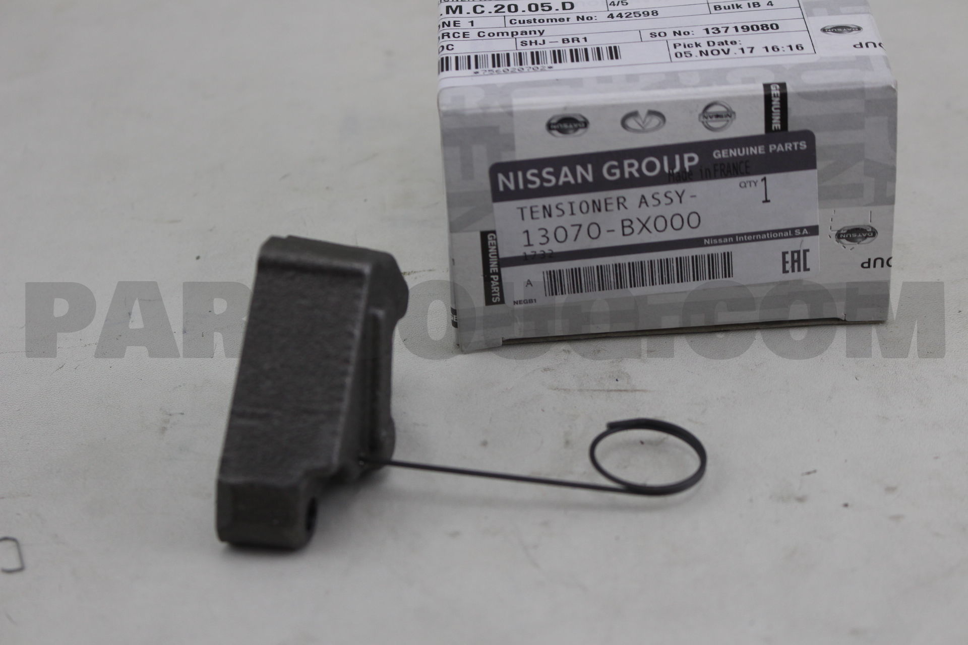 Натяжитель ремня грм Nissan 13070BX000