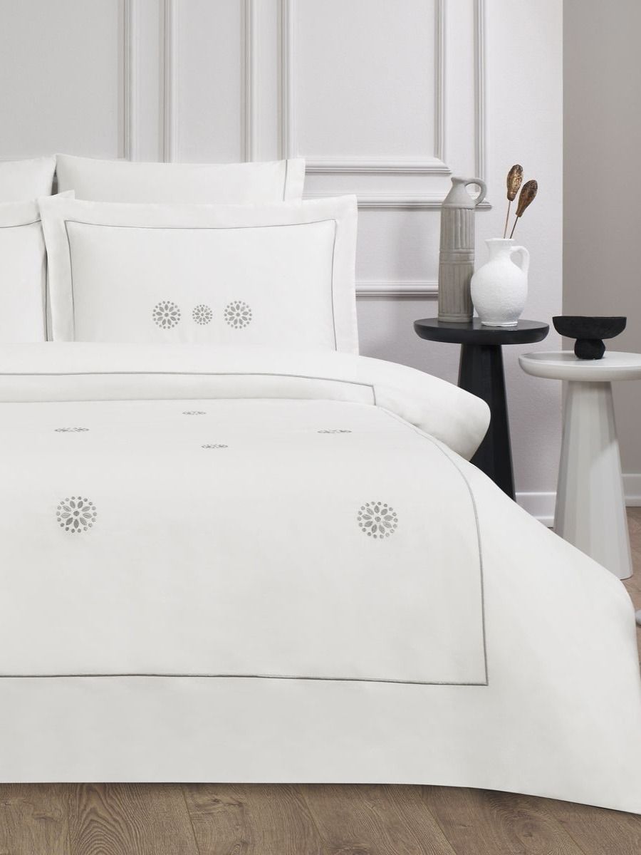 Постельное белье Tivolyo Home LOTUS Nakisli кремовый-серый евро
