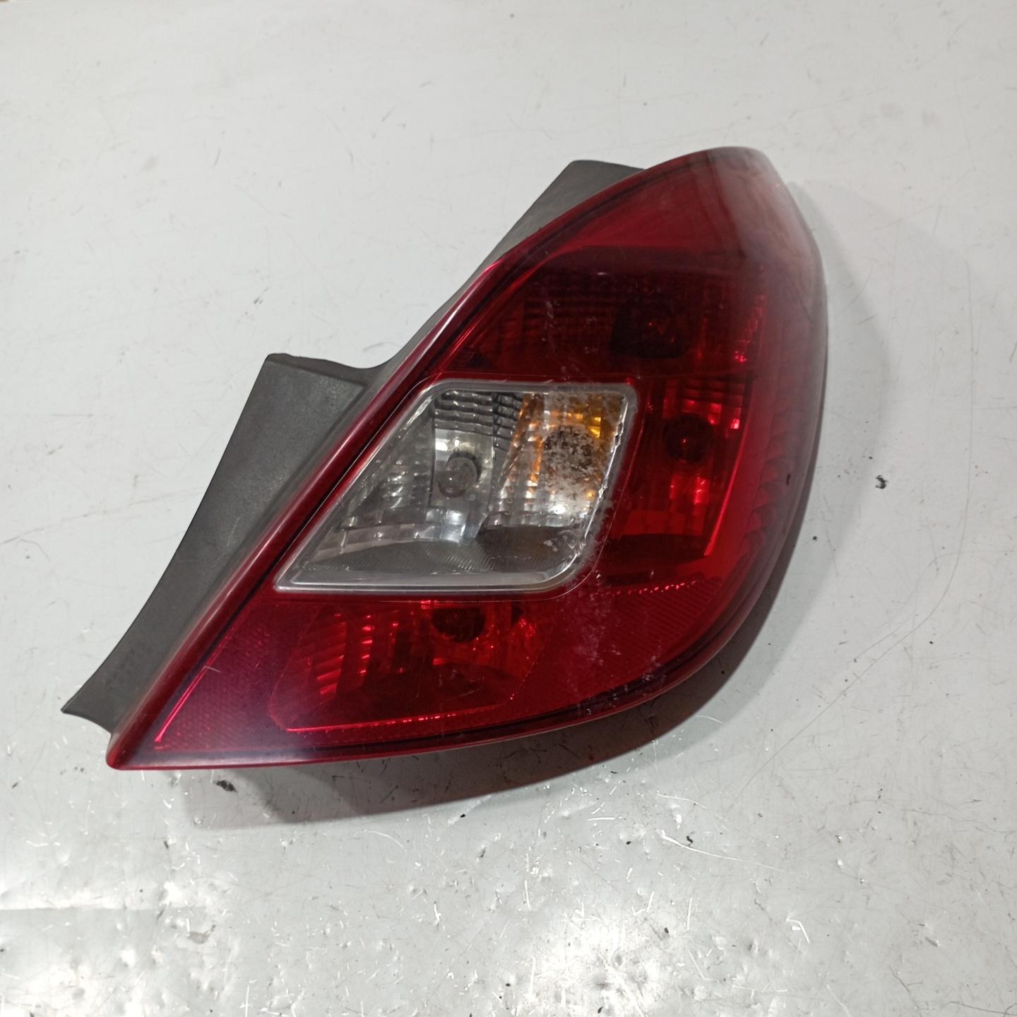Фонарь задний правый Opel Corsa D 2-й рест. (2011 - 2014) 89037887
