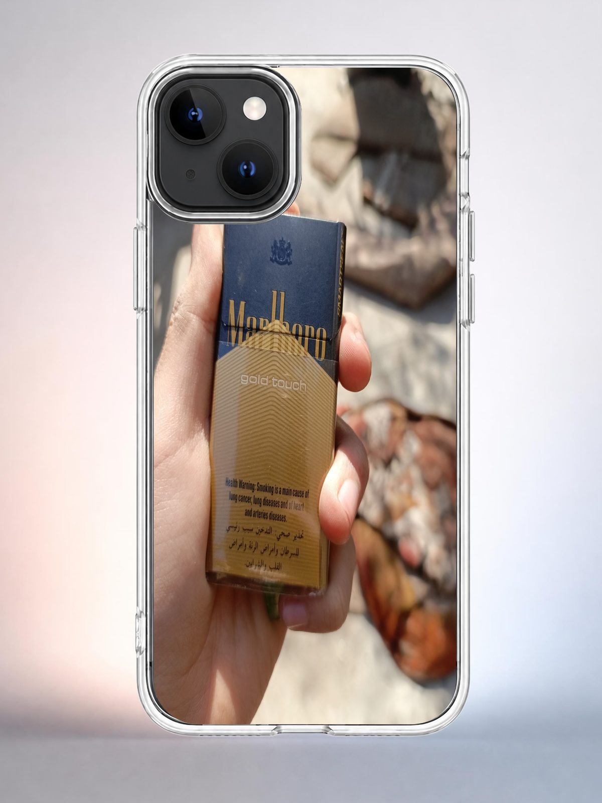 Эстетичный чехол на iphone 12 Marlboro Gold Touch