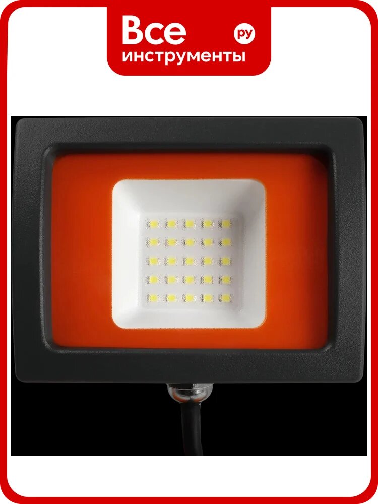 Светодиодный прожектор Jazzway PFL-SC 20Вт 6500К IP65 190-260В закален. матов. стекло