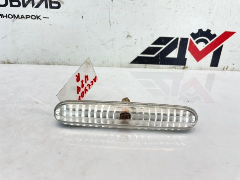 Повторитель поворота SsangYong Actyon Sports 2008 8340031001 QJ D20DT, правый (с пробегом)