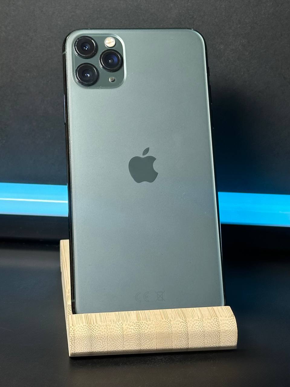 Смартфон Apple iPhone 11 Pro Max, 256 ГБ, nano-SIM + eSIM, зеленый