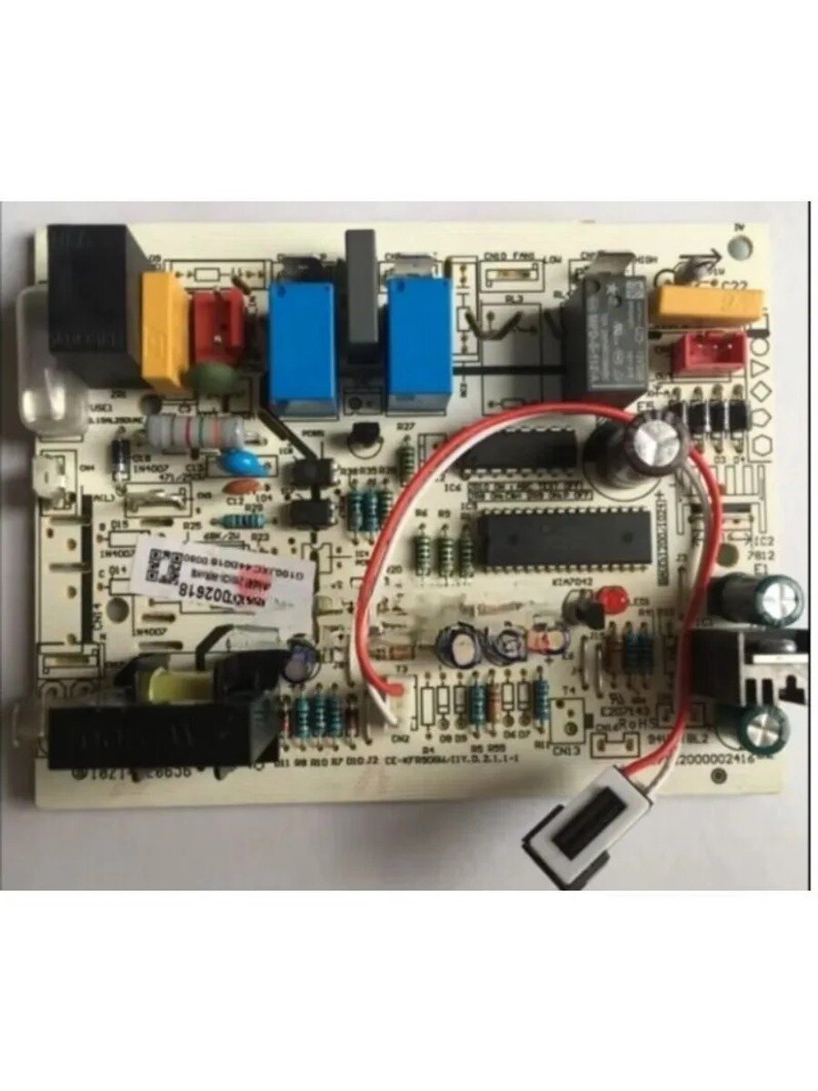 На монтажной плате кондиционирования воздуха CE-KFR61W / N1-210 CE-KFR90GW / I1Y