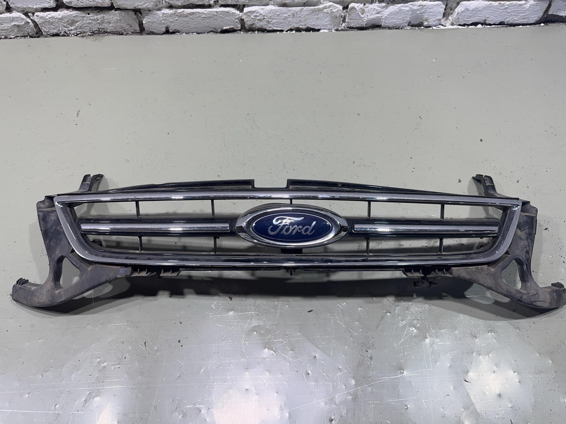 Решетка радиатора Ford Mondeo 4 (2006 - 2010) BS718200B