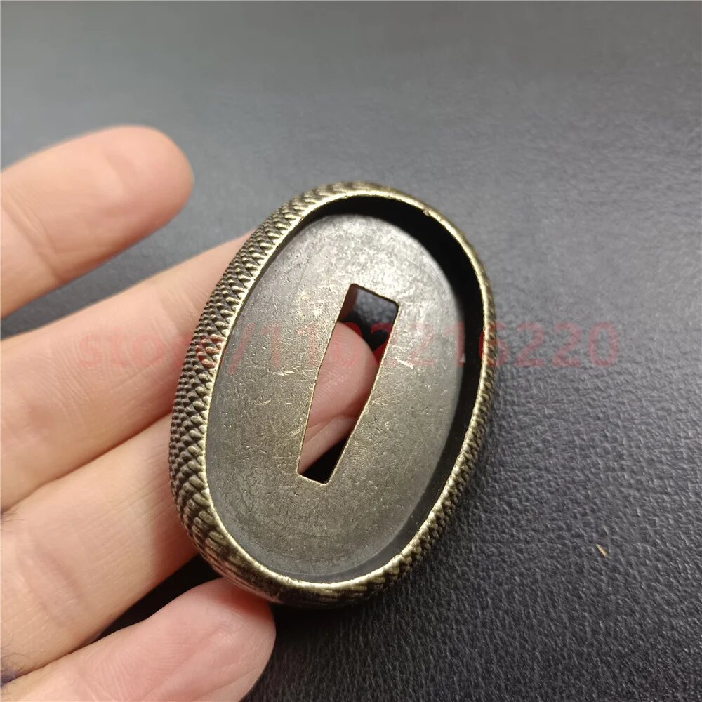 Металлическая гарда Tsuba для катаны