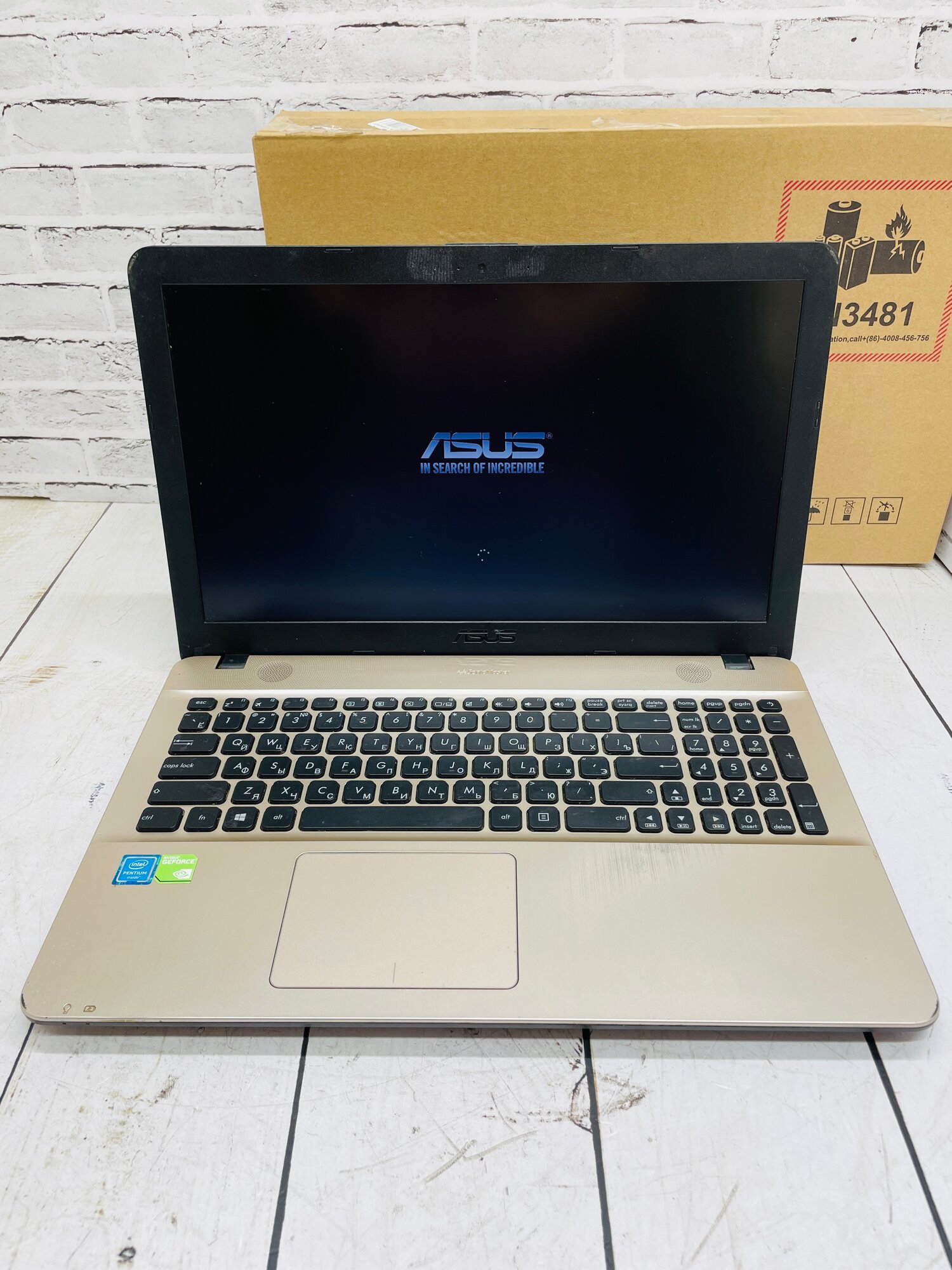 Игровой ноутбук 15,6, Asus X541N, Intel Pentium 4200, 4 Gb DDR3, 500 Gb HDD, GeForce 810
