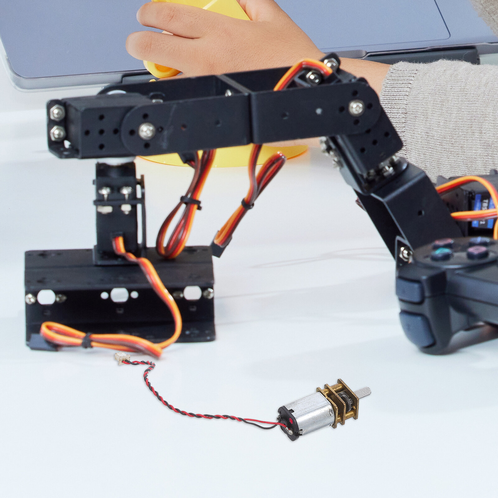 Мотор редуктор металлический для DIY игрушек, роботов и радиоуправляемых машинок, 4 штуки