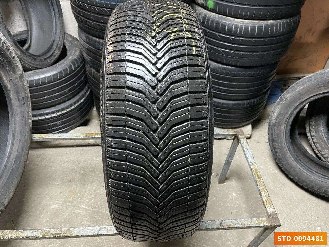 Летние шины Michelin CrossClimate SUV 235/60 R18 25% износ 8087283713