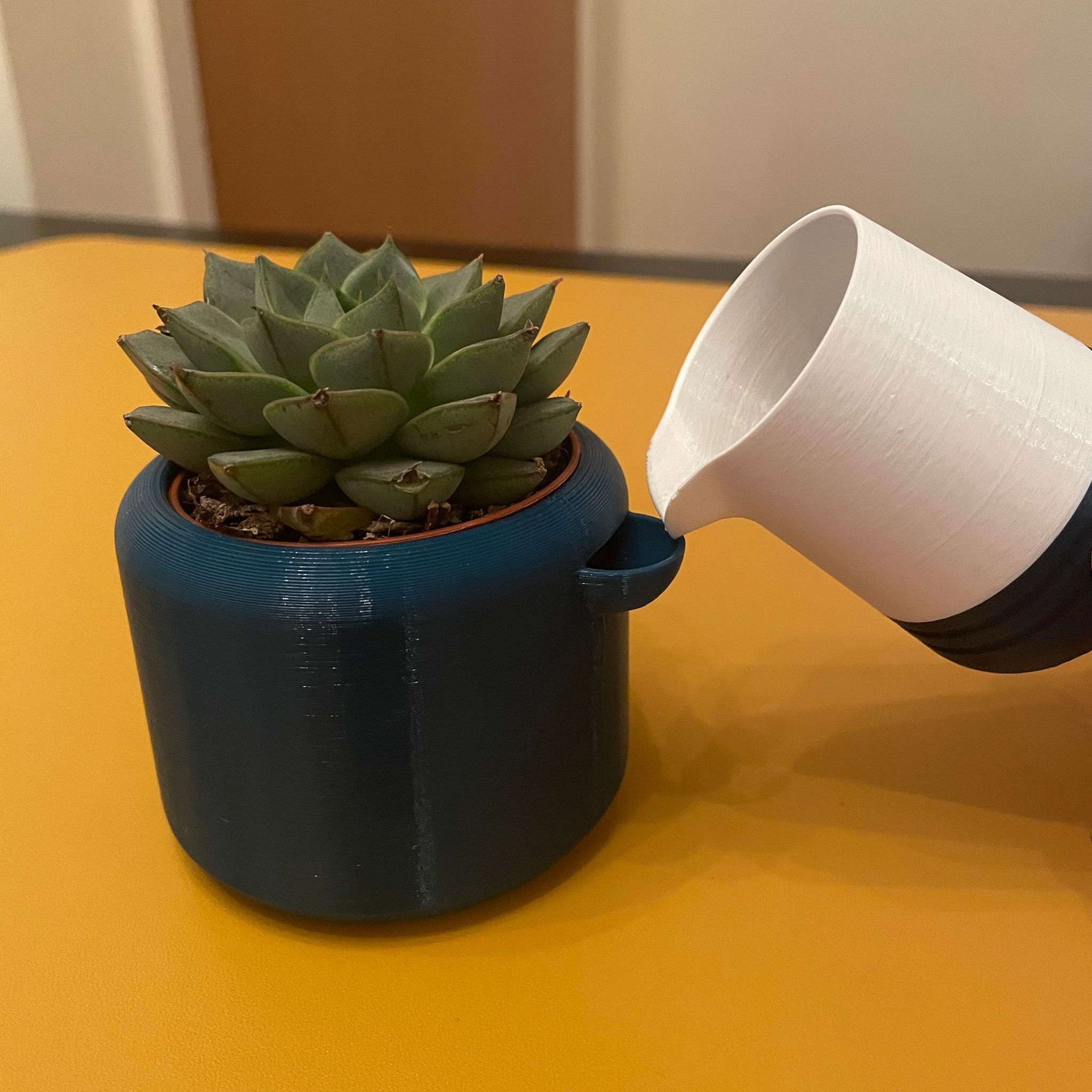 Кашпо для растений дизайнерская, 3D-печать под заказ, арт. PZ-PLANT-TV-3589404