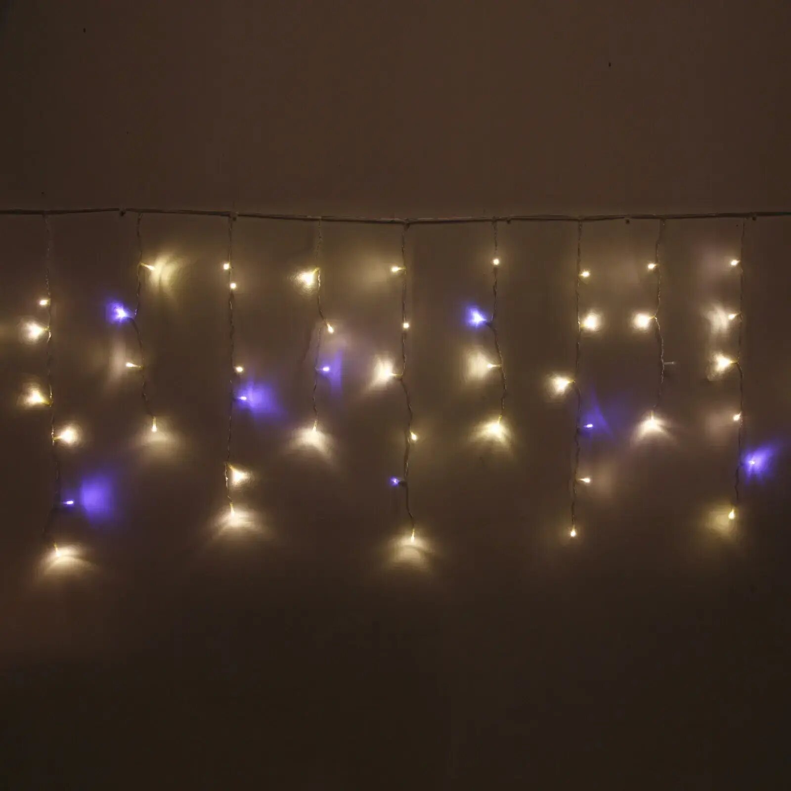 Гирлянда для улицы бахрома «Мерцание» ш3м* в40/60см 100 ламп LED,1 режим, IP-54, Т. белый/Белый (возм. соединения)