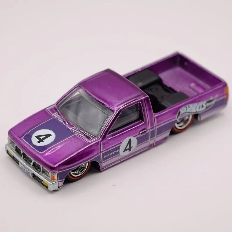 Коллекционная машинка Mattel Hot Wheels Collectors 2023-COLLECTOR EDITION-4-HKL66/CUSTOM 93 NISSAN HARDBODY D21