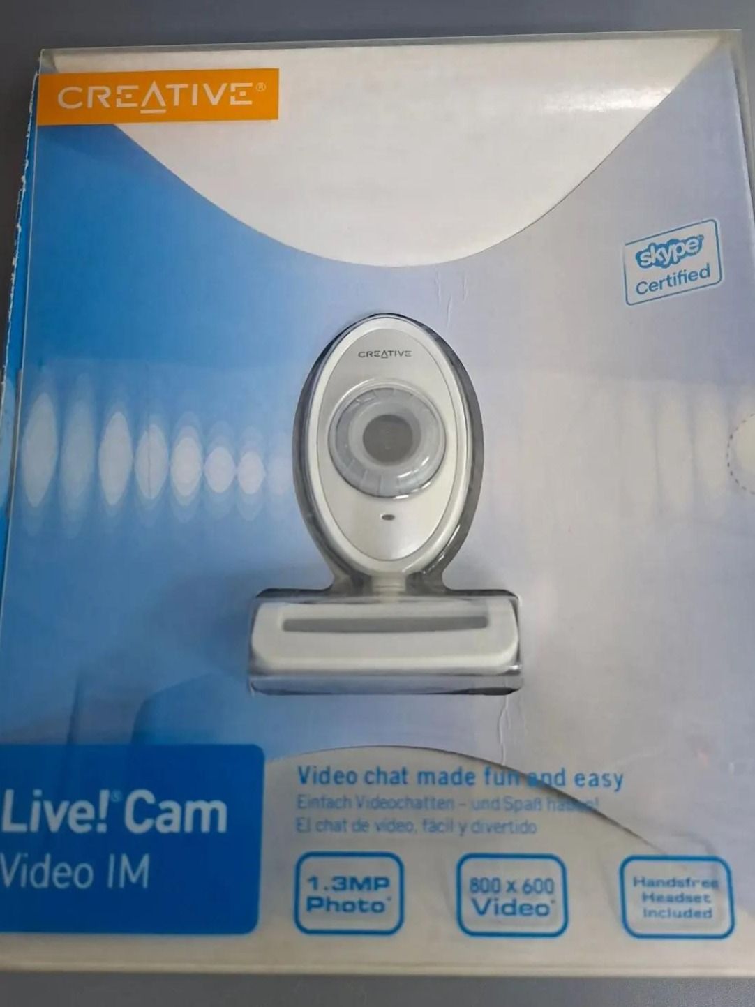 Веб камера Creative Live! Cam Video IM (VF0220) 1.3Мп фото, 800х600 видео, гарнитура в комплекте