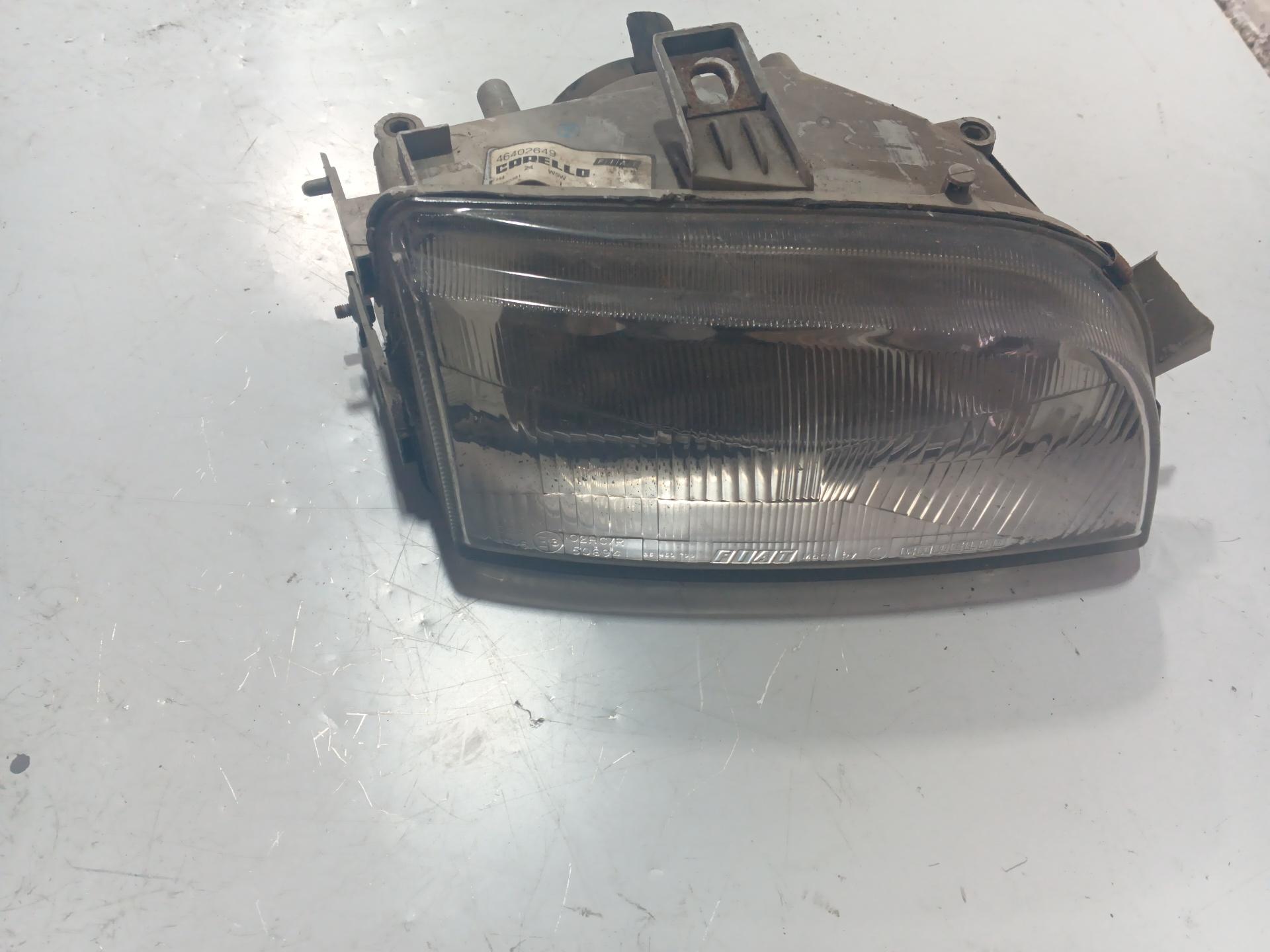 Фара правая Fiat Punto 1 (1993 - 1999) 46402649