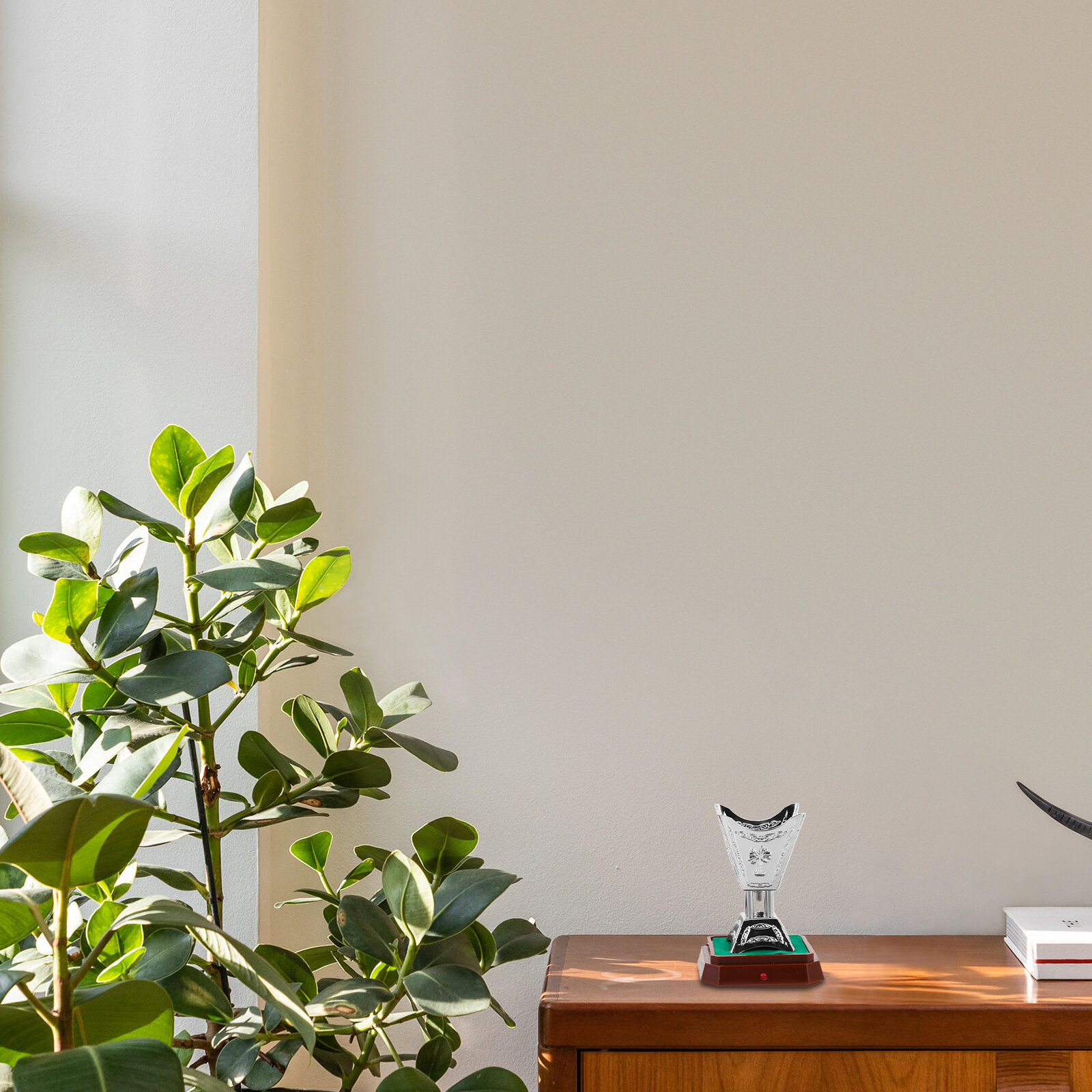 Электрический Диффузор Бakhоор Восточного Стиля Из Железа Для Дома И Авто 7.50X5.50X5.50Cm
