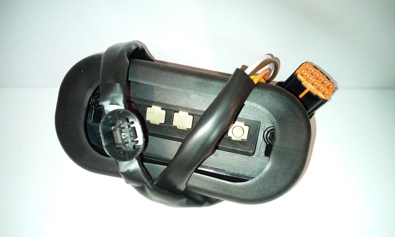Датчик (концевой выключатель) двери сдвижной master iii 252160003r GUA 42070